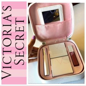 Victoria's Secret | Makeup | Victorias Secret Makeup Gift Set New ...